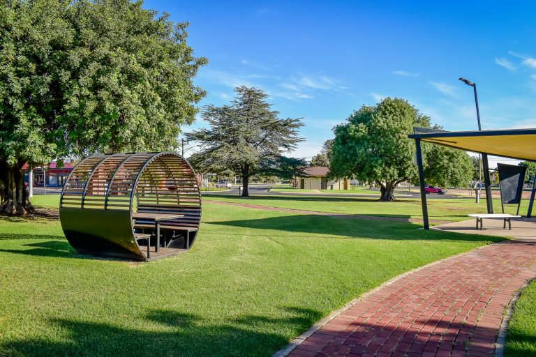 Caix Square - Robinvale - Early Years Online Hub